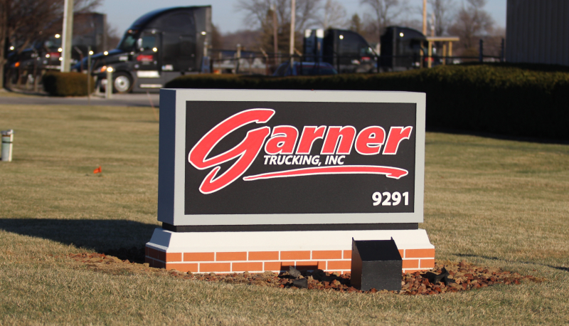 Garner Trucking Presented With Industry Award - 106.3 The Fox