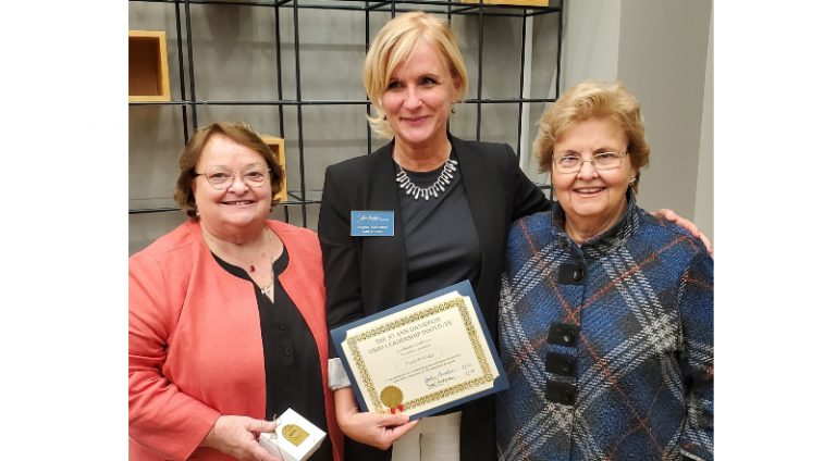 United Way CEO Graduates From Leadership Institute - 106.3 The Fox