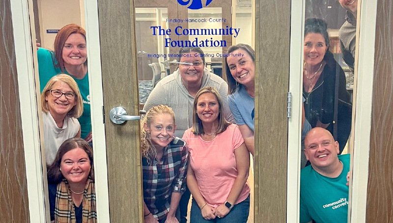 Community Foundation Opens Renovated Office - 106.3 The Fox