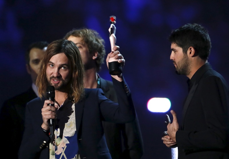 Tame Impala’s ‘Deadbeat’ Debuts At No. 1 On Six Billboard Album Charts ...